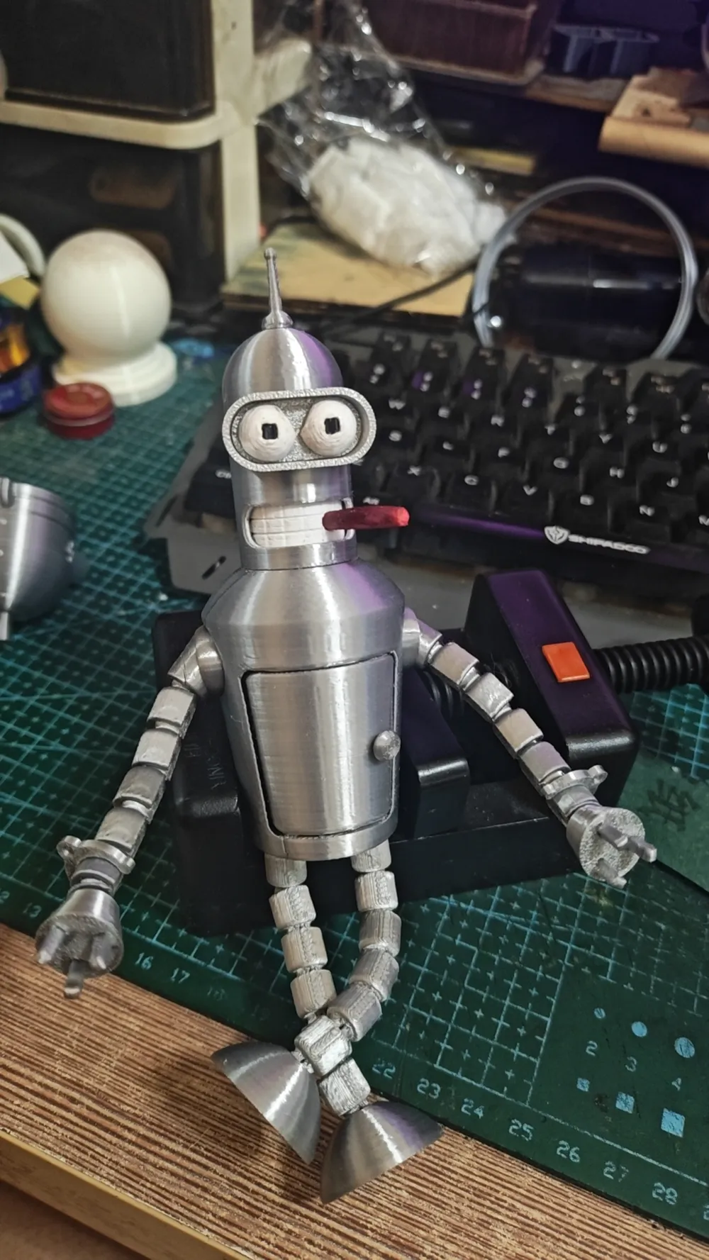 Bender Fully Articulated - Free 3D Print Model - MakerWorld