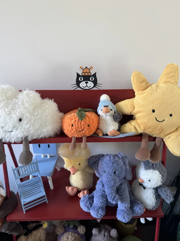 JELLYCAT Logo Display Stand - Free 3D Print Model - MakerWorld