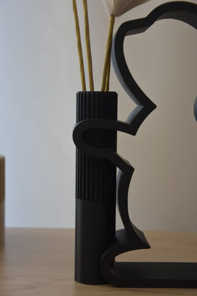 Easter Bunny Vase - Free 3D Print Model - MakerWorld