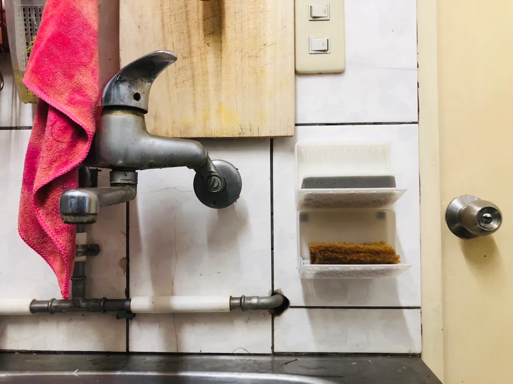 sponge & scouring pad storage box by Dake.make - MakerWorld