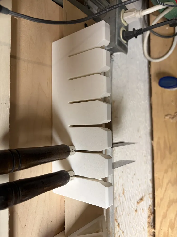 Saw Holder - French Cleat - Free 3D Print Model - MakerWorld