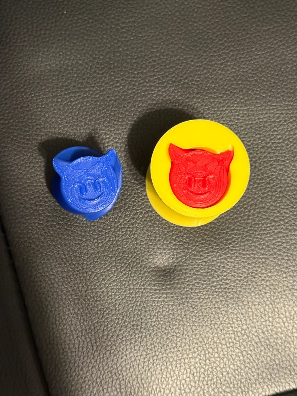 Demon Emoji Spiral Fidget Toy by BossMad08 MakerWorld: Download Free 3D ...