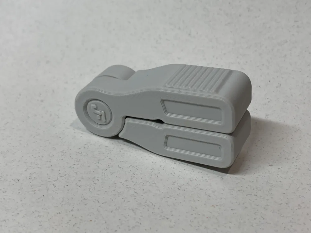 Mini Pill Splitter - Free 3D Print Model - MakerWorld