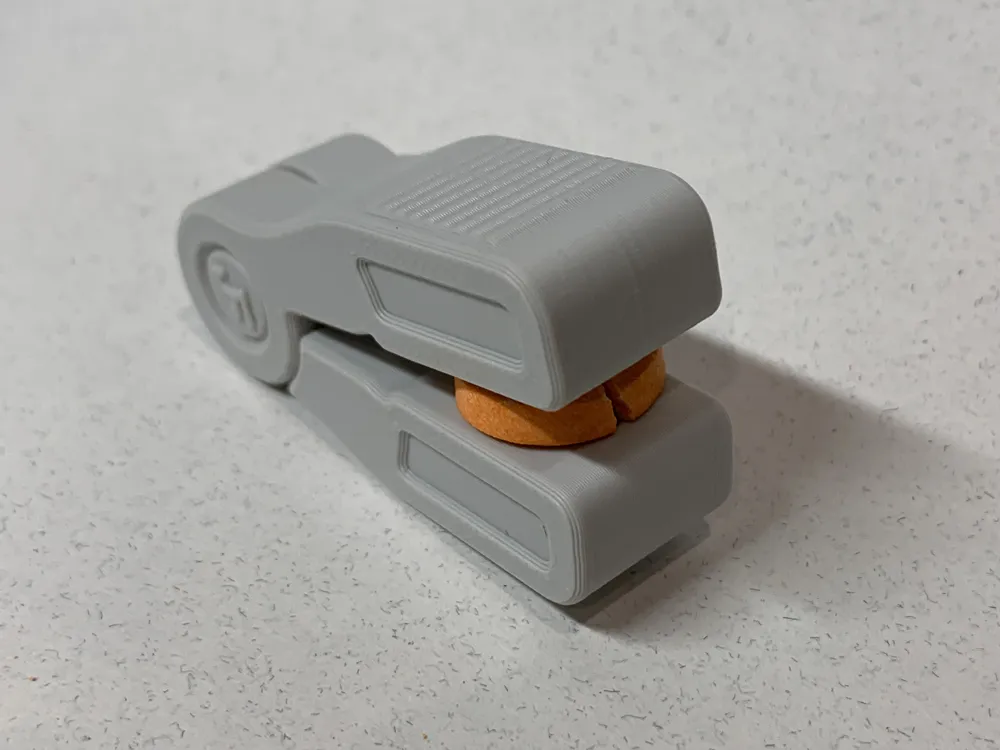 Mini Pill Splitter - Free 3D Print Model - MakerWorld
