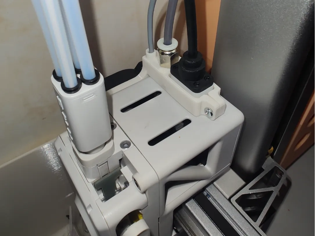 A1 and A1 mini hotend cooling and using PTFE tubing for support cables ...