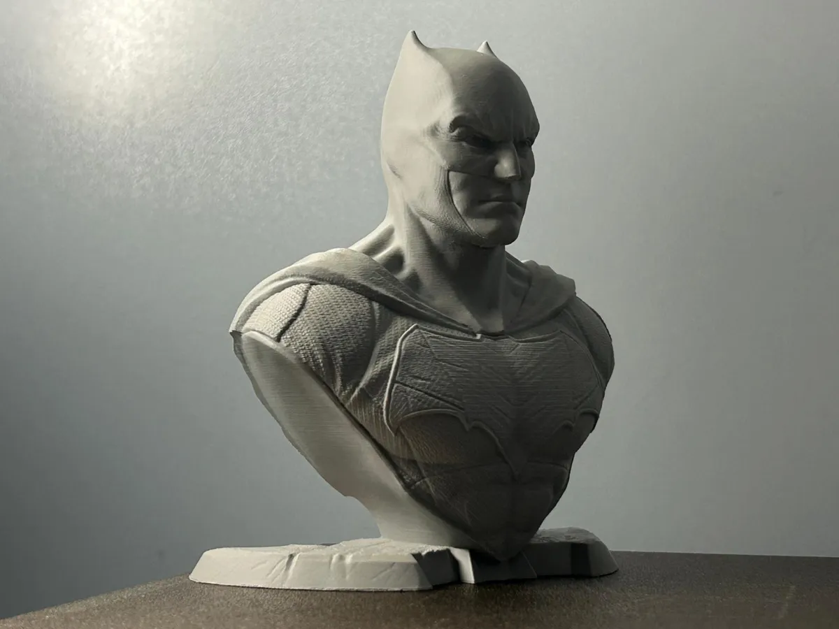 Batman Statue "Torso" – Kostenloses 3D-Druckmodell – MakerWorld