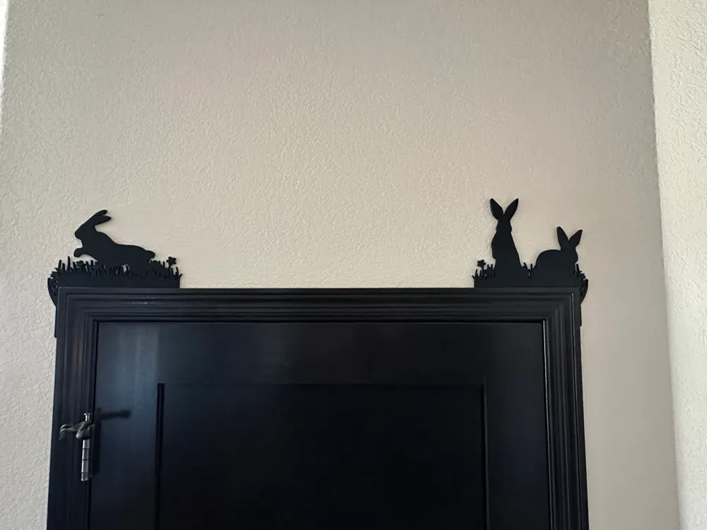 Rabbits Scenic Door Corner by mikehurst81 - MakerWorld