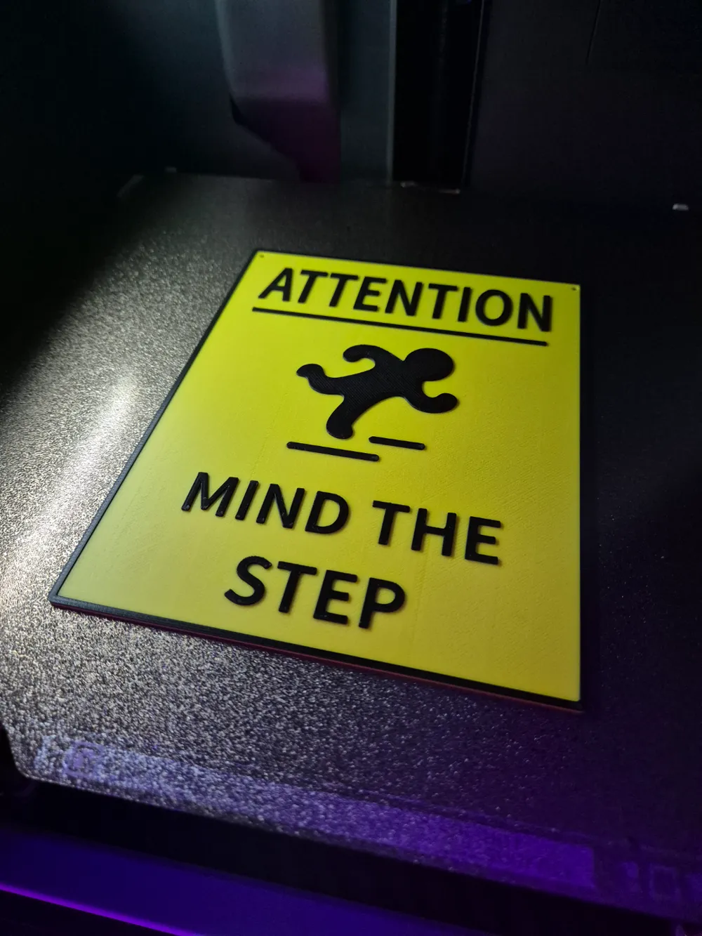 Mind the Step sign by SharKeH - MakerWorld