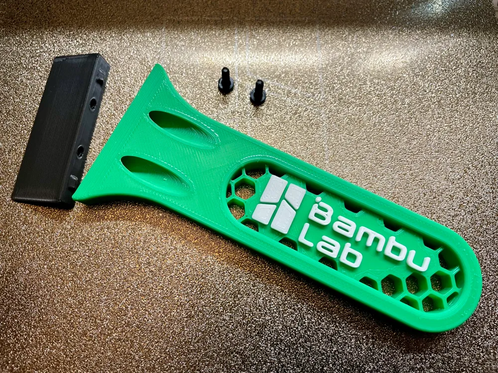 BambuLab Bed Scraper with replaceable blades by Mr.Fusible - MakerWorld