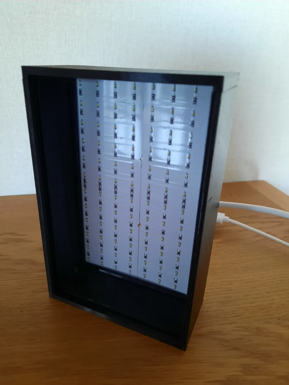 Lithophane Box for backlight panel 94 x 144 - Free 3D Print Model ...