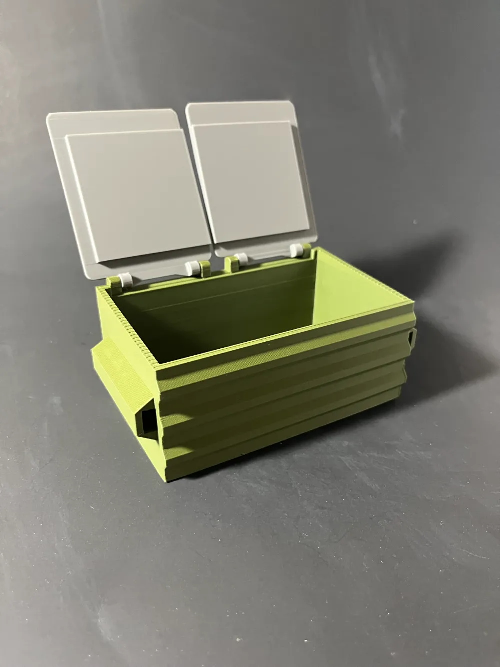 desk dumpster V2/trash can by donovandyl - MakerWorld