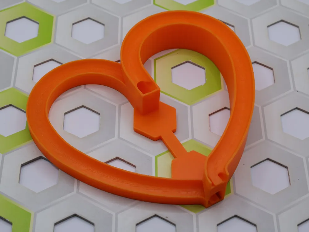 Giant love loop - Gravitrax compatible - Free 3D Print Model - MakerWorld