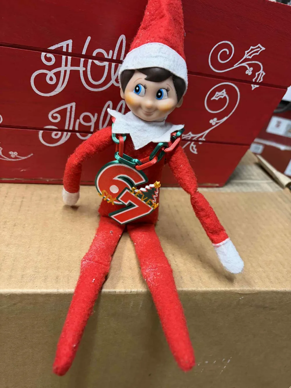 Elf on the Shelf Hype Chain - Free 3D Print Model - MakerWorld