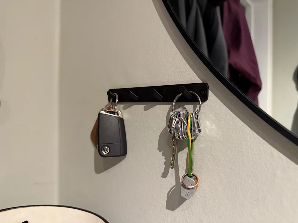 Minimalistic Key Hook by LextZip MakerWorld: Download Free 3D Models