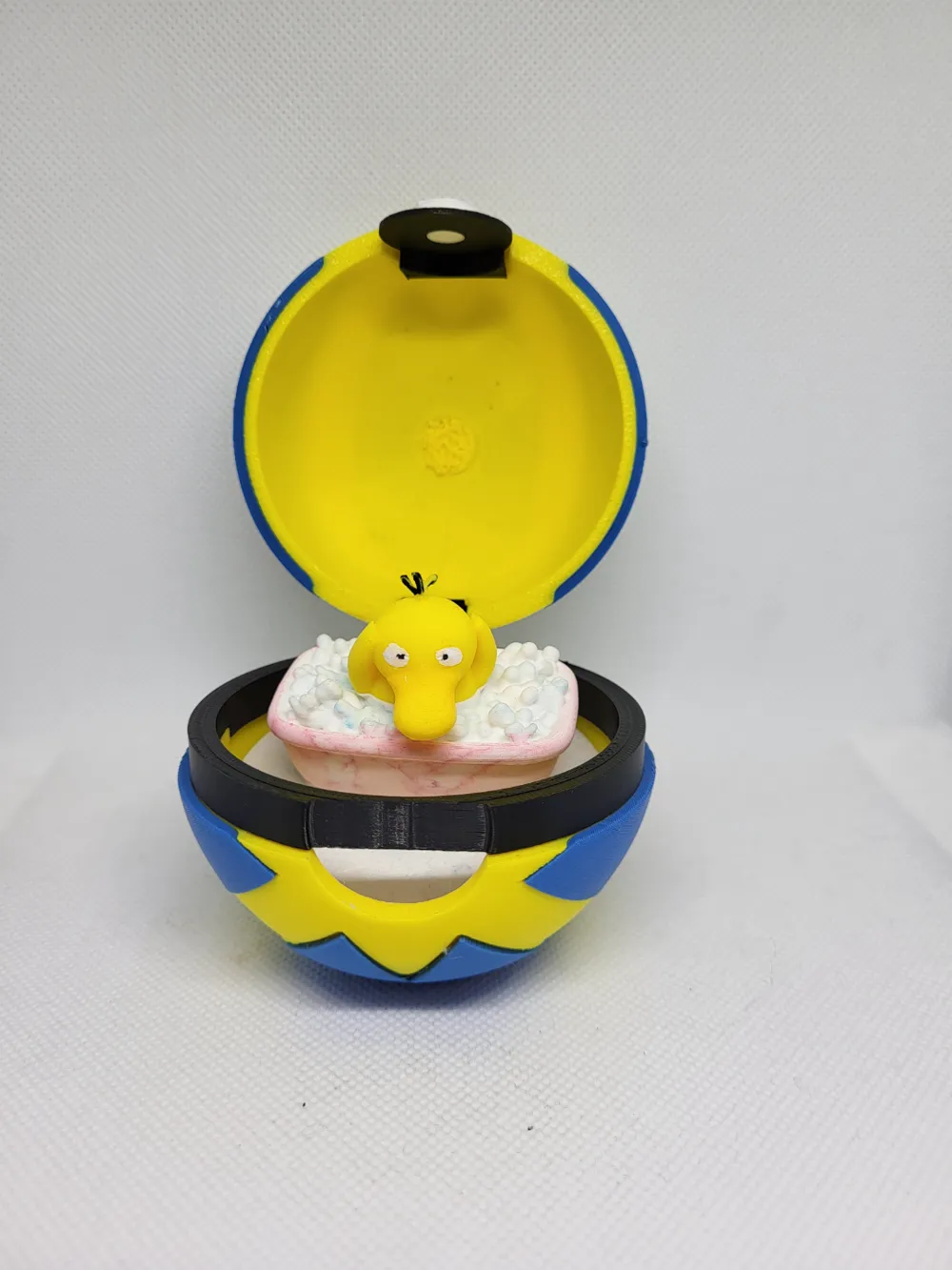 pokemon quick ball by 3d_lizard - MakerWorld