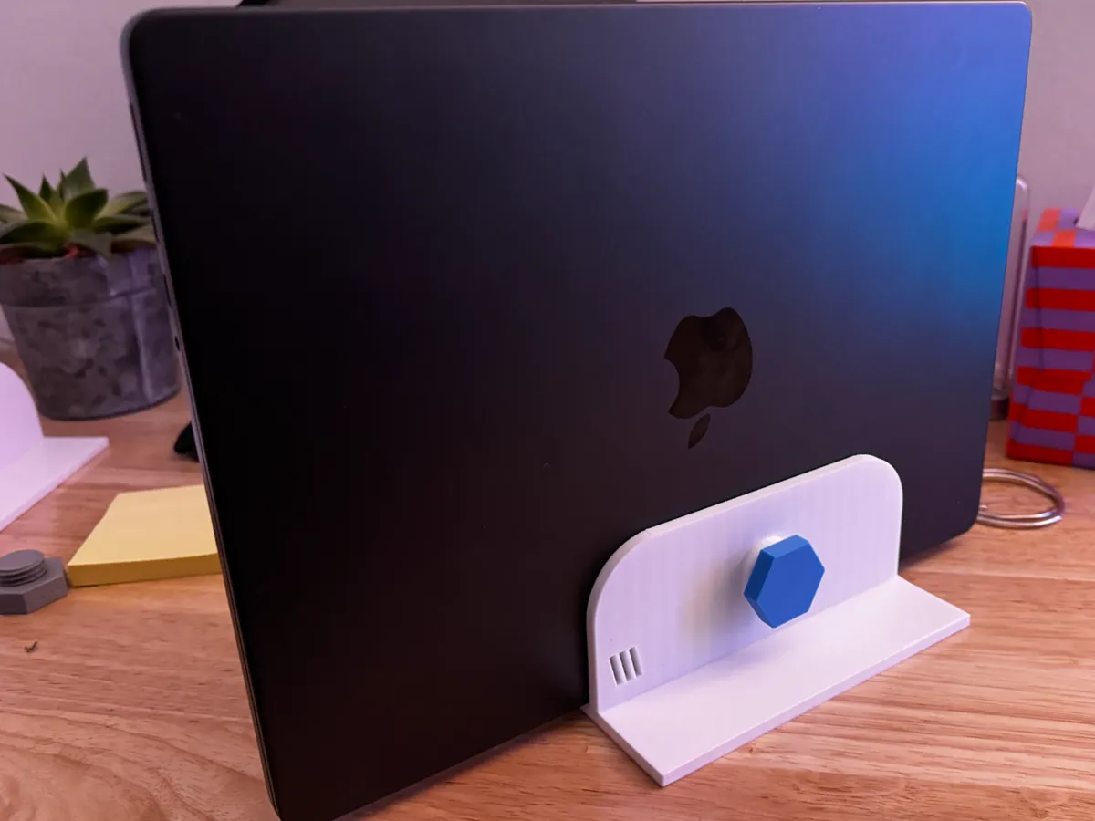 Macbook Pro 14 Dock with cable management by Fizz MakerWorld: Download Free 3D Models