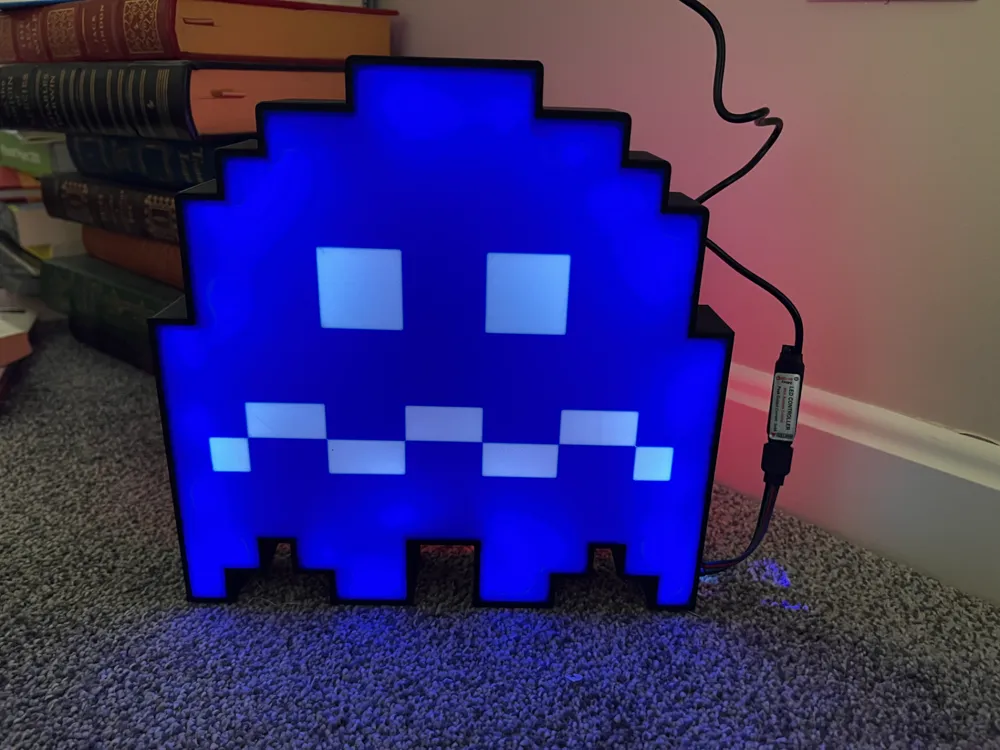 Two sided reversible Pac-Man LED lamp by BeeTee 3D - MakerWorld