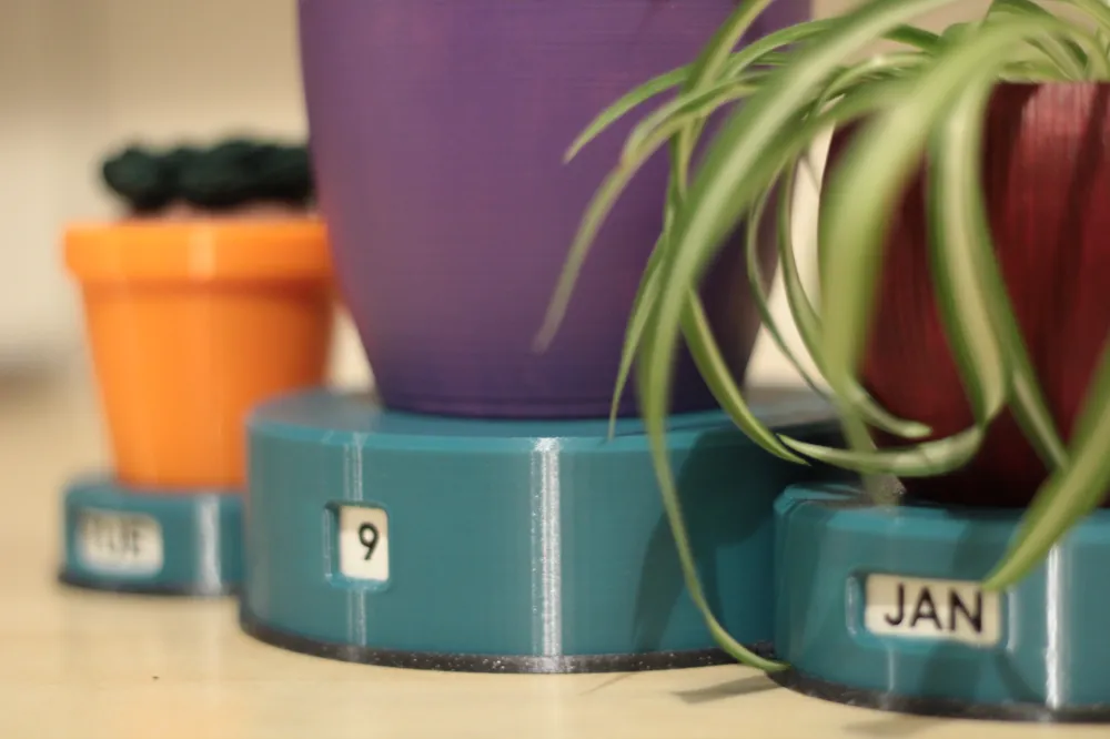 RoDate, The calender with rotating flower pots! by Lars - MakerWorld