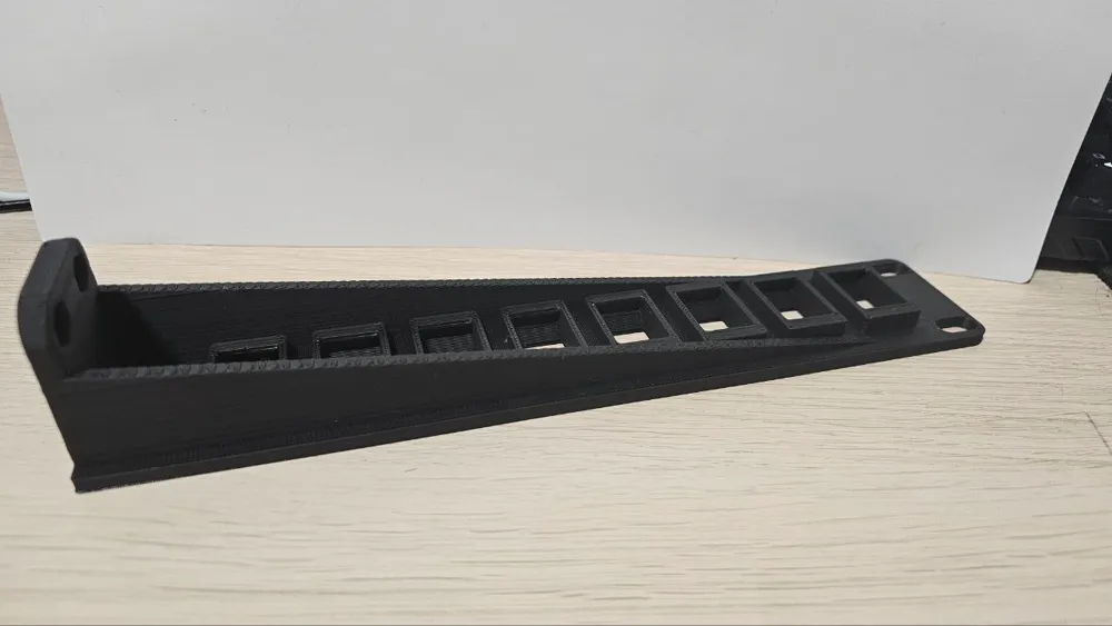 Reinforced Modular 19-inch keystone patchpanel by Mauker - MakerWorld