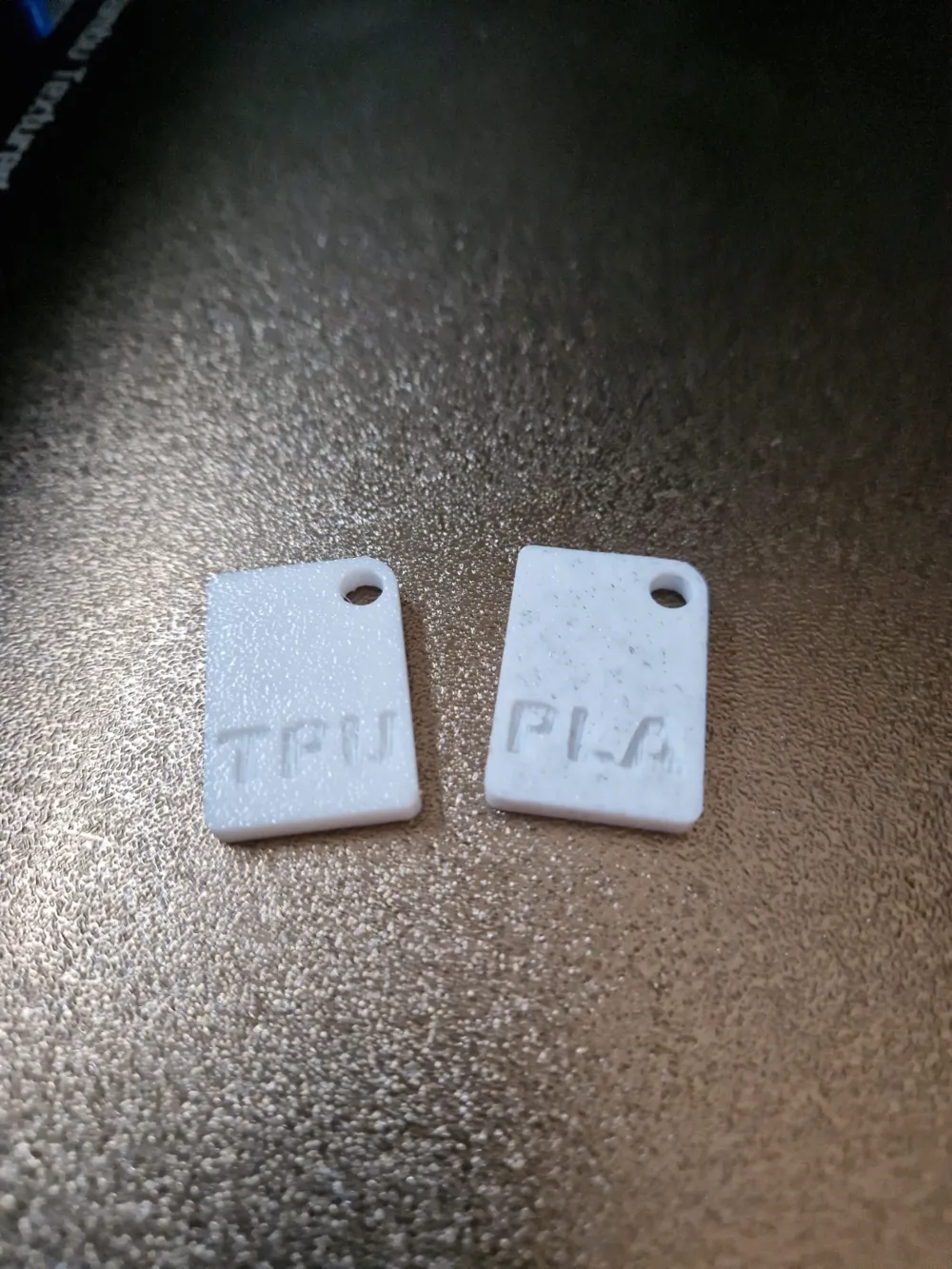 Filament swatch cards with display by Boonkboy - MakerWorld