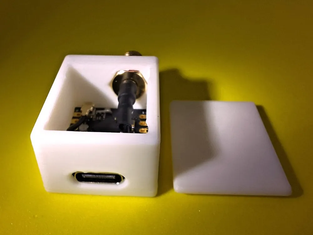 ESP32-C3 SuperMini V2 Plus enclosure by martin.korinek - MakerWorld