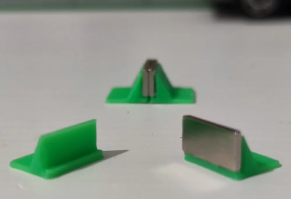 holders for magnets in cosplay helmets (1x5x10mm) by BumblebeeGTR ...