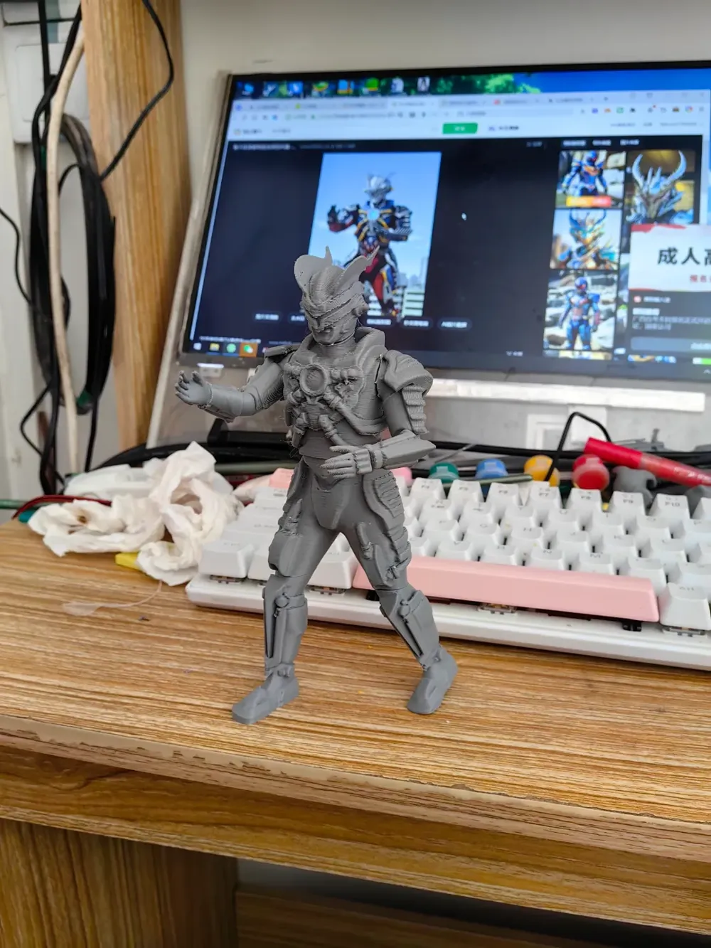 Mechanical Ultraman Zero battle pose, large size, optimized details and ...
