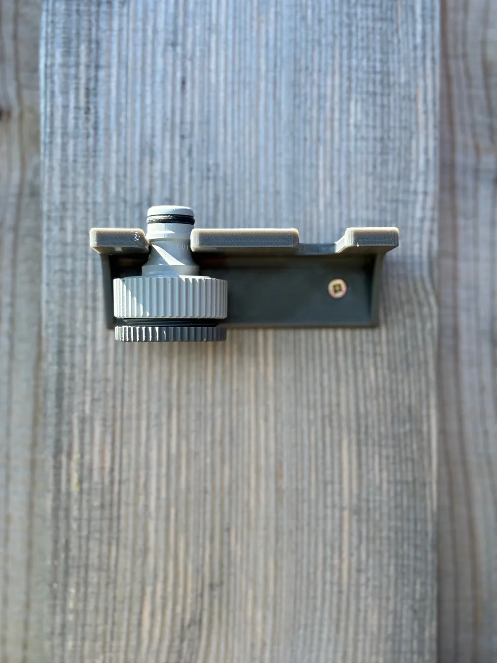 Wall Holder Set for Hose Connectors (1–4 Slots) by EPS-3D - MakerWorld