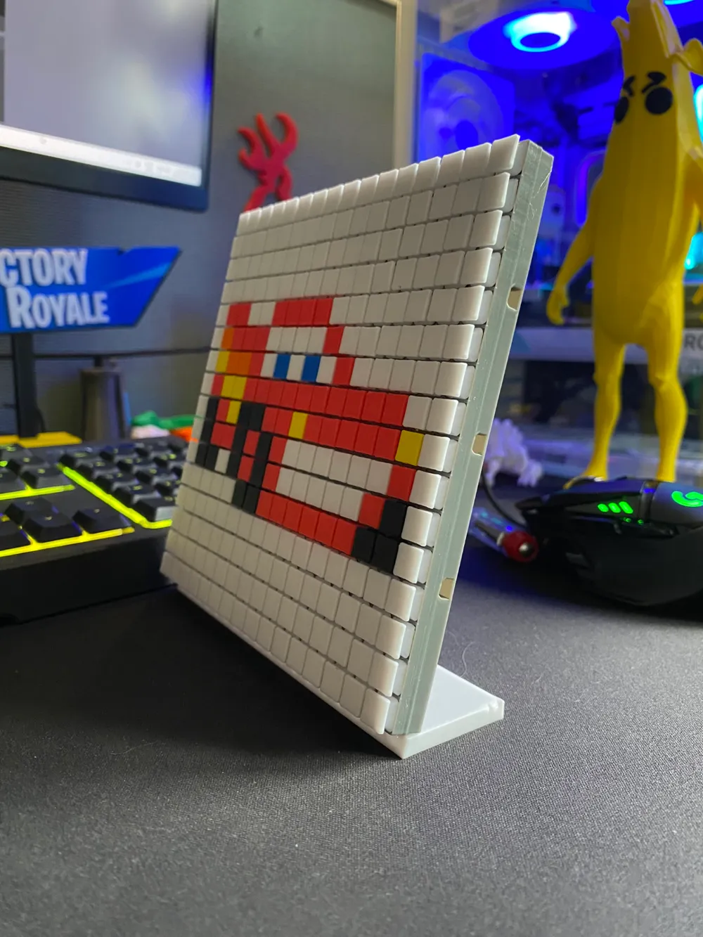 Pixel Puzzle Plate Stand by maut3D - MakerWorld