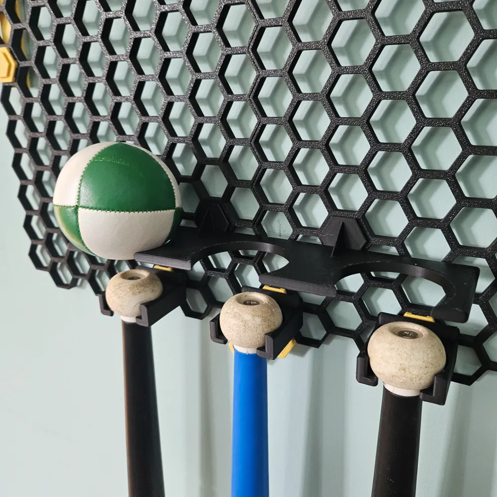 Juggling Ball Shelf - Honeycomb Wall Storage Remixed by Sol_3 - MakerWorld
