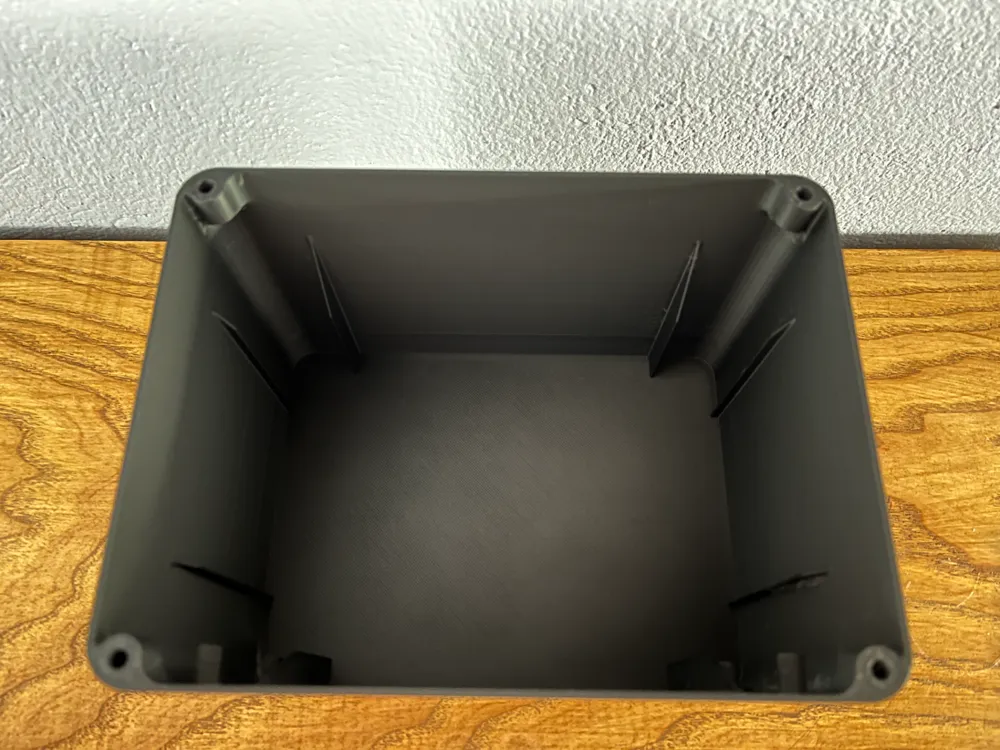 Solar controller box 12v 12Ah by Adam133 MakerWorld: Download Free 3D ...