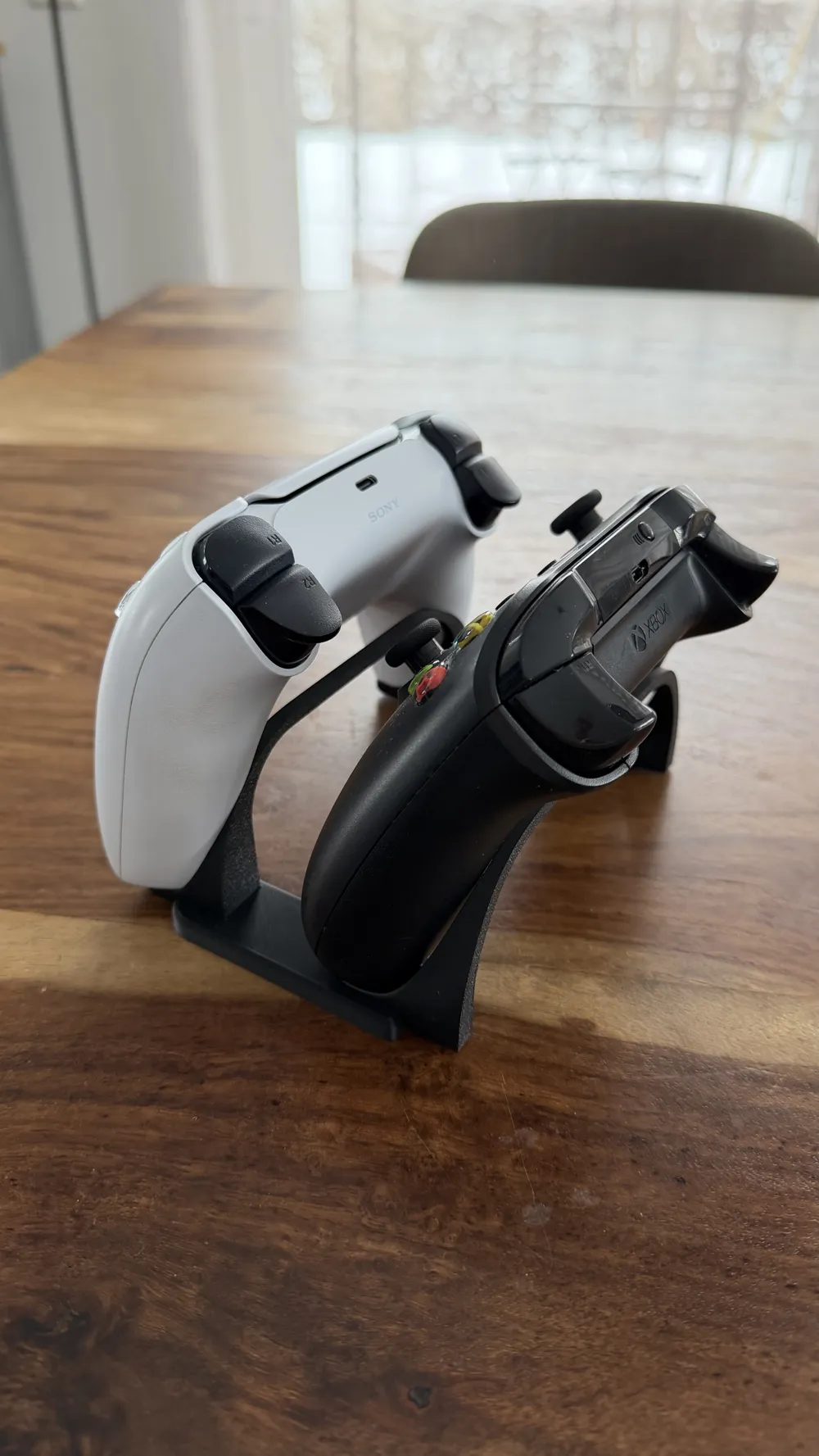 xBox / PS5 Controller Stand Connector - Free 3D Print Model - MakerWorld