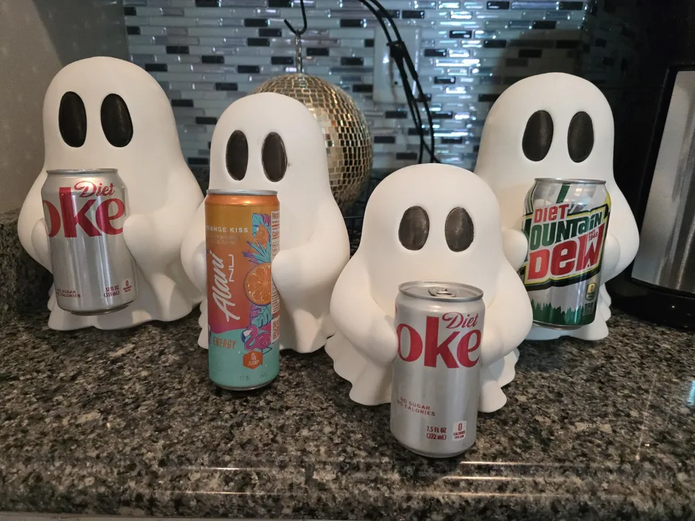 Ghosty holding soda can - Free 3D Print Model - MakerWorld