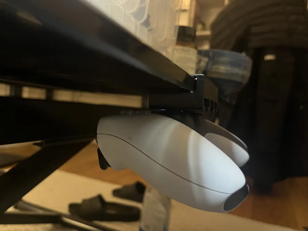 PS5 Controller table hanger - Free 3D Print Model - MakerWorld