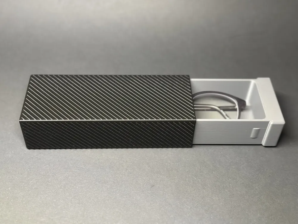 Schiebbarer Brillenaufbewahrungskoffer | Texturiert – Kostenloses 3D ...