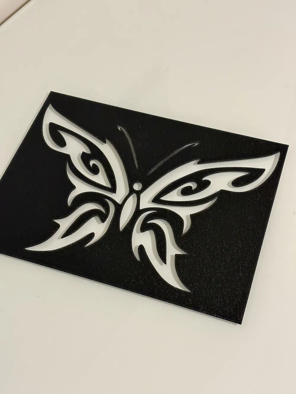 Butterfly Stencil wall decor design - Free 3D Print Model - MakerWorld