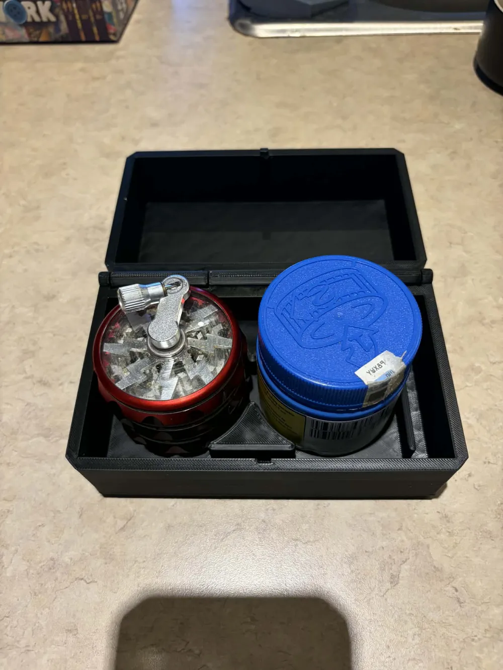 Snap-fit Hinged Container for Joint Rolling Stuff by Will MakerWorld ...
