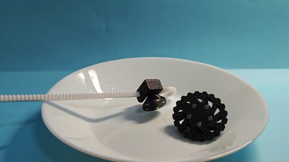 String Launcher Top - V2 (Magnetic Launcher) by warmth121 MakerWorld ...