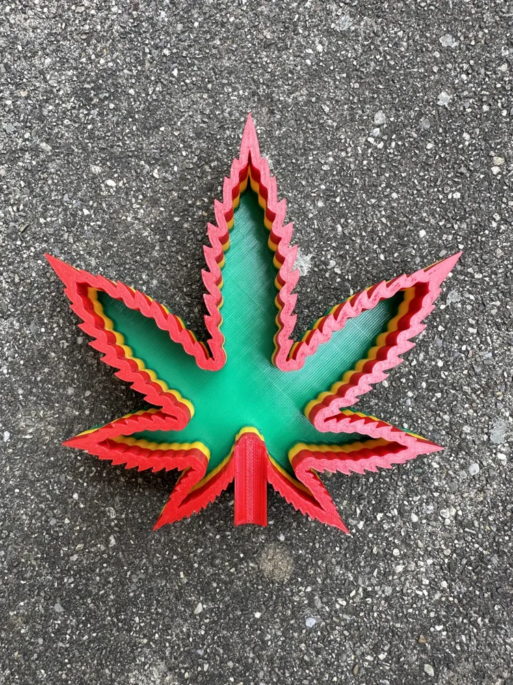 RASTA Leaf Ashtray Remixed by 3D Otto MakerWorld: Download Free 3D Models