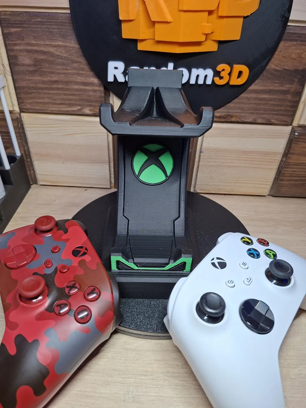 Xbox-Themed Xbox Controller Stand - Free 3D Print Model - MakerWorld