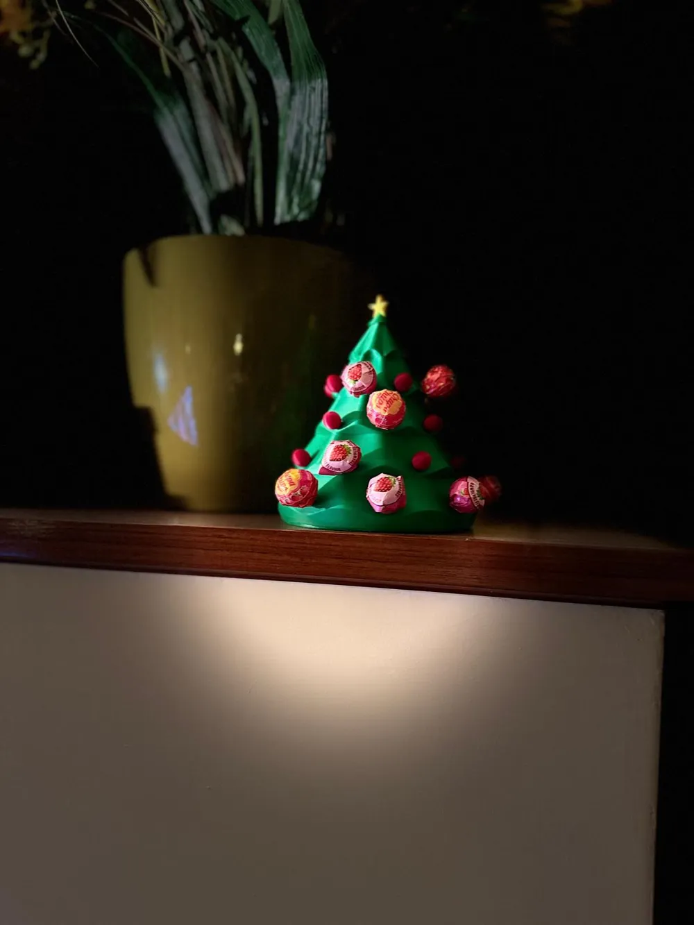 Christmas Tree Chupa Chups - Free 3D Print Model - MakerWorld