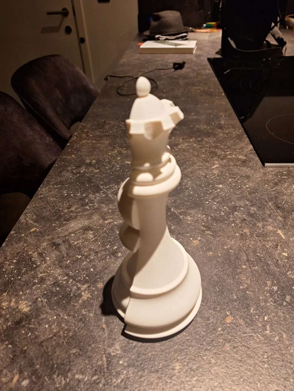 Pawn/Queen Sculpture by robheynickx - MakerWorld