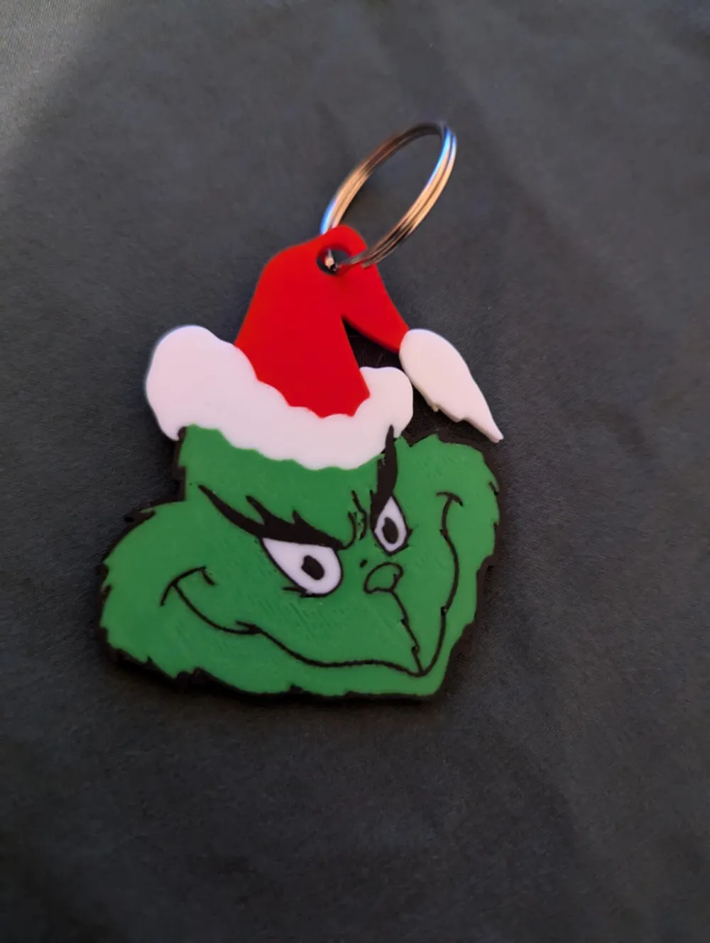 The GRINCH! double sided keychain by c3dp - MakerWorld