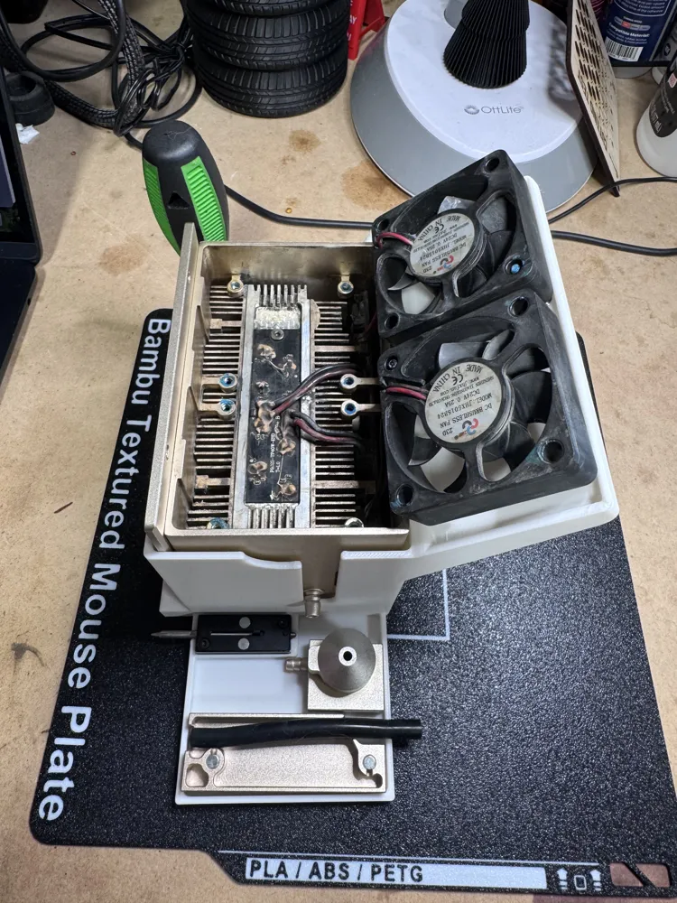 Xtool S1 module cleaning station - Free 3D Print Model - MakerWorld