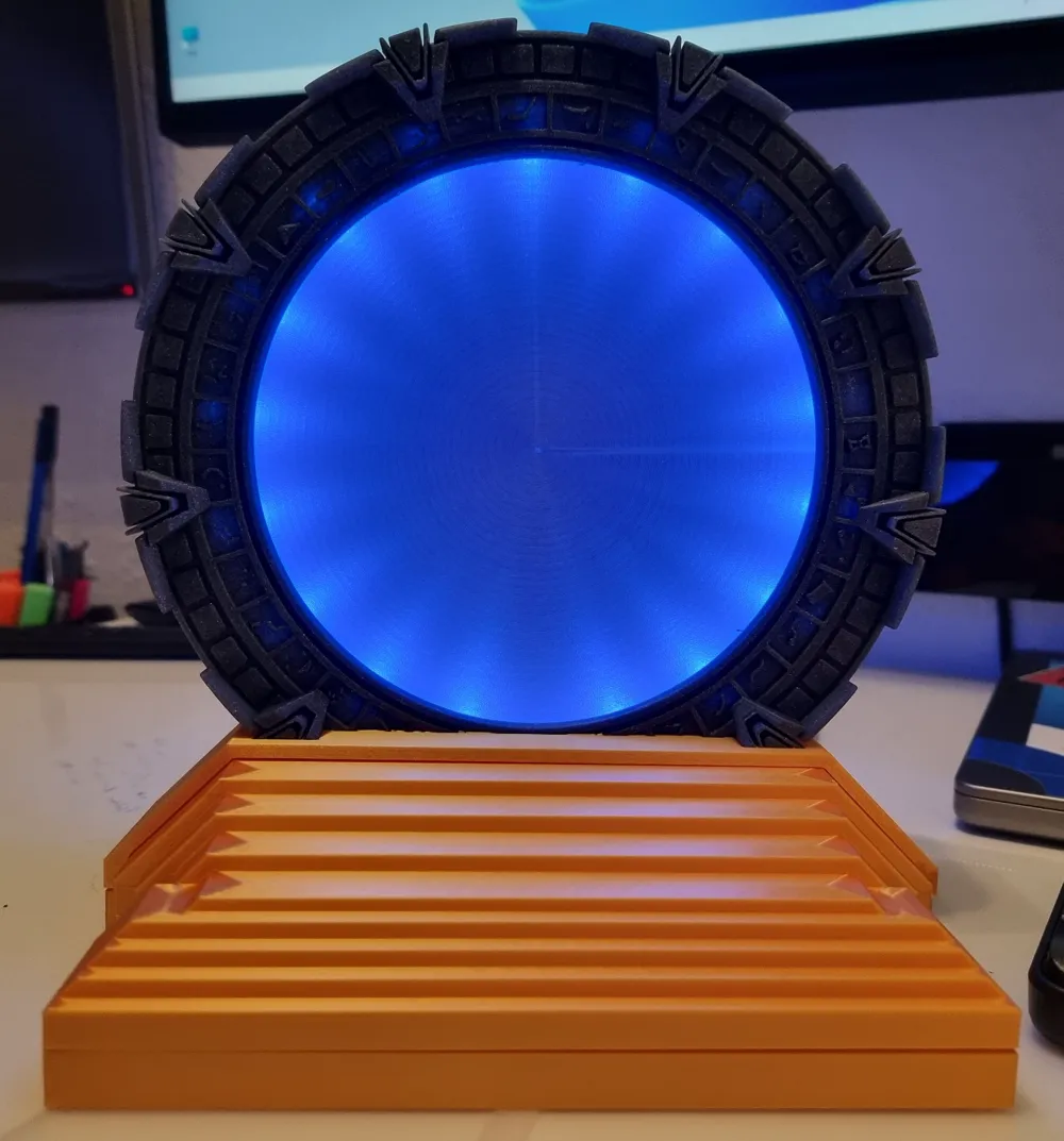 Stargate Lamp by Basti85 - MakerWorld