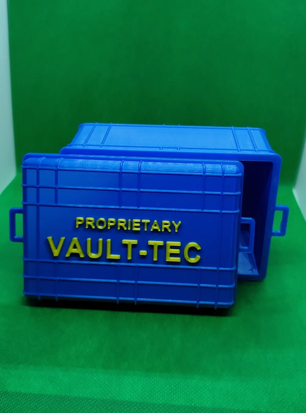 VAULT TEC CASE FALLOUT 76 STARAGE BOX STASH Remixed by makerdavid3d ...