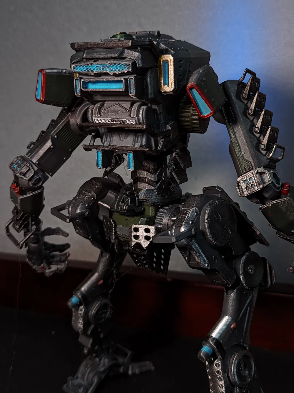 ttf2 Titanfall Apex Ronin - Free 3D Print Model - MakerWorld