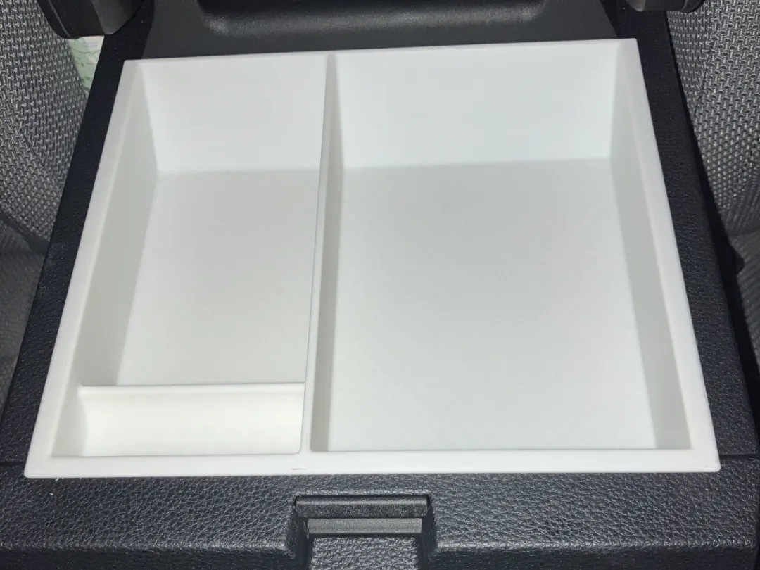2025 Toyota 4Runner Center Console Tray - Free 3D Print Model - MakerWorld
