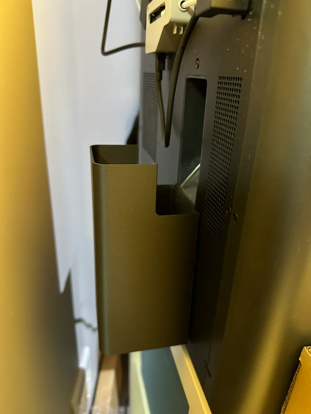 Basic but effective X1C/P1S Bambu Lab Printer Poop Chute with magnet by ...