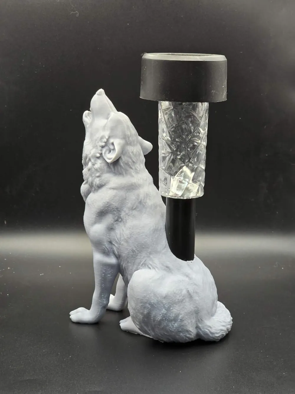 Howling Wolf Solar Light Holder - Free 3D Print Model - MakerWorld
